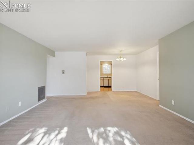 2902 Airport Road