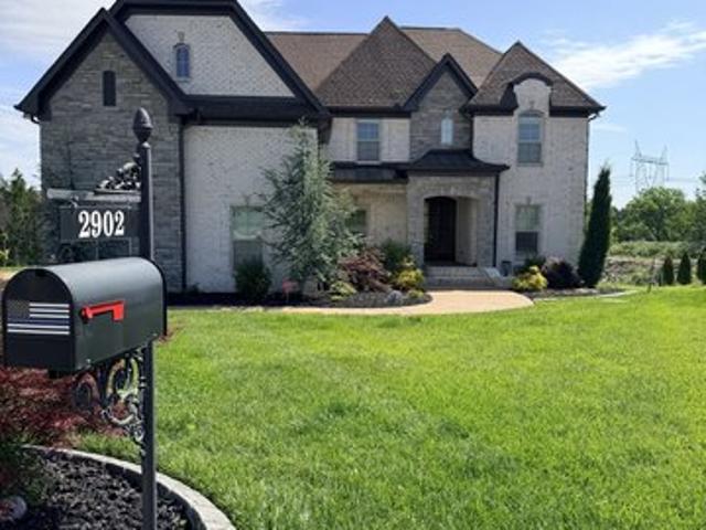 2902 Carisbrooke Dr, Mount Juliet, TN 37122