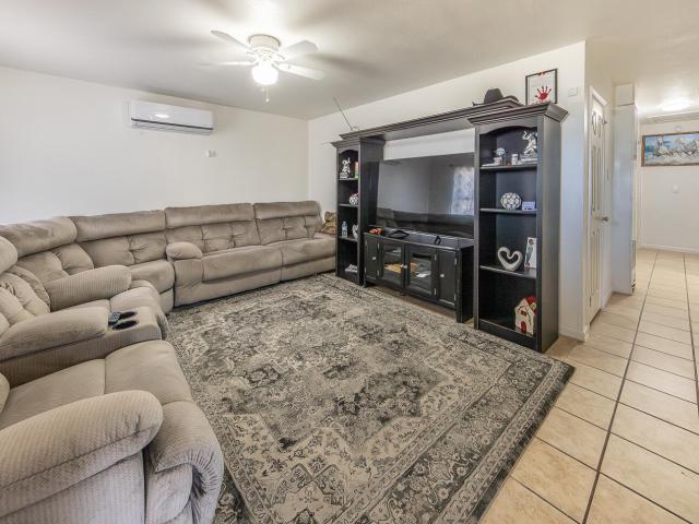 2902 E Bates St, Lubbock, TX 79403 | MLS #202563 | Compass