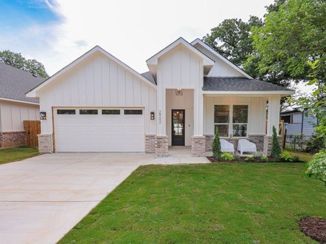 2902 Hiawatha Trl, Lake Worth, TX 76135