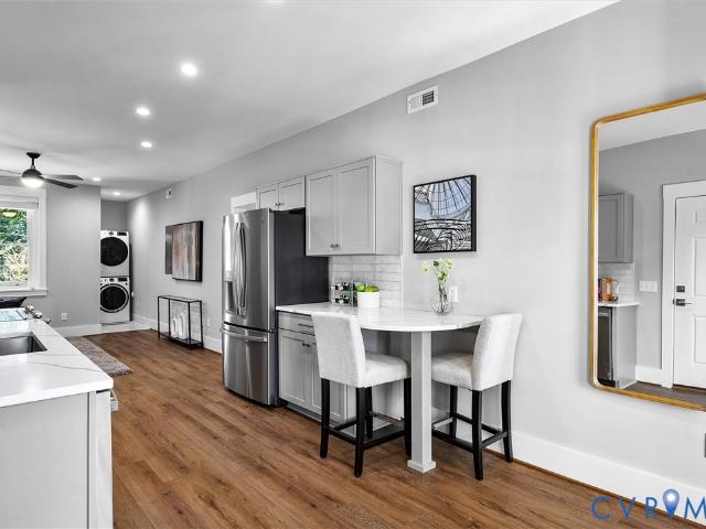 2902 Idlewood 2