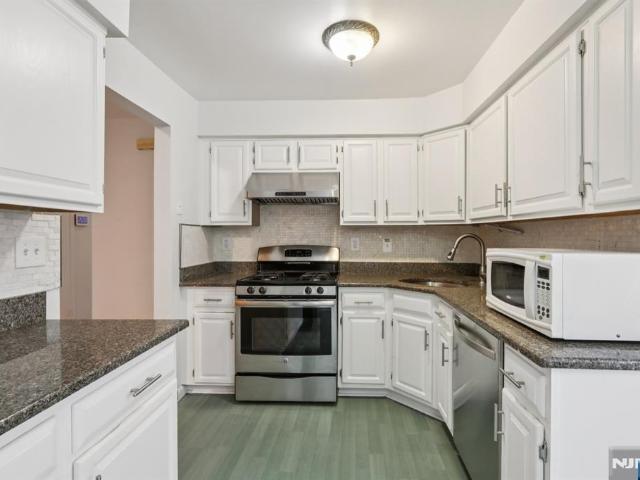 2902 Jesse Way # 2902
