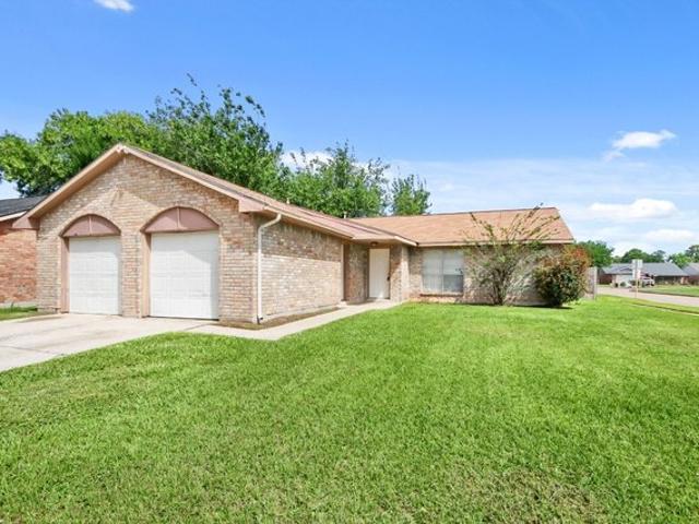 2902 Lacewing Ln, Houston, TX 77067