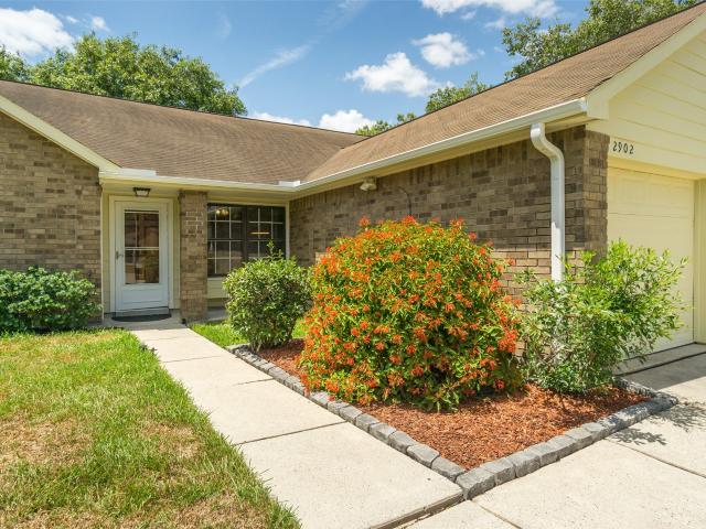 2902 Laurelridge Drive