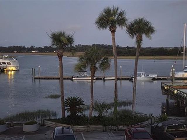 2902 River Dr Unit 202, Savannah, GA 31404