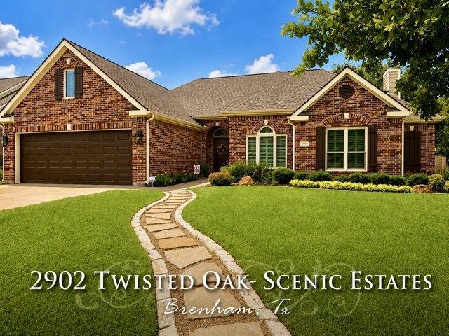 2902 Twisted Oak Dr, Brenham, TX 77833