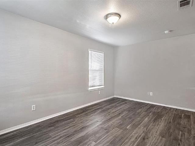 2902 Van Horn Avenue # 100