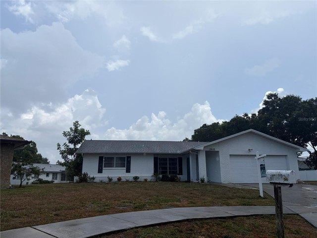 2903 Macalpin Dr S, Palm Harbor, FL 34684