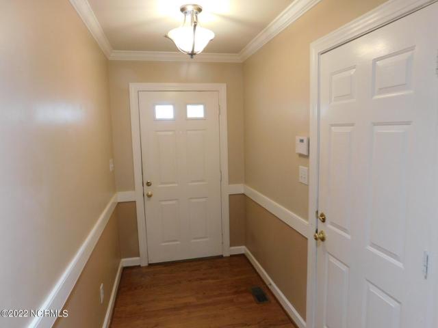 2903 Mandy Lane