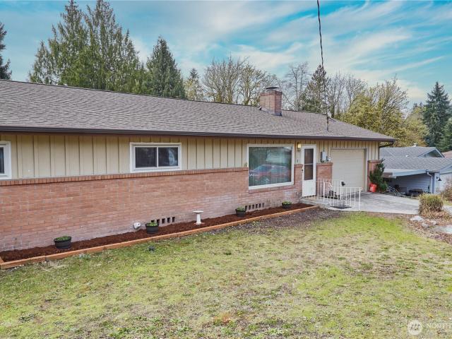 2903 NE Rozewood Drive