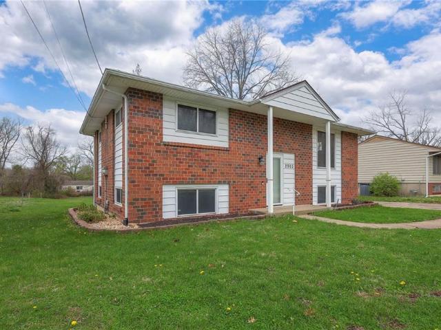 2903 NE 56th Terrace