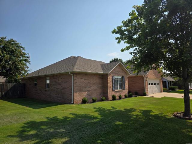 2903 Cambridge Drive