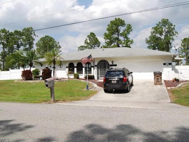 2903 East 9th Street, Lehigh Acres, FL 33972
