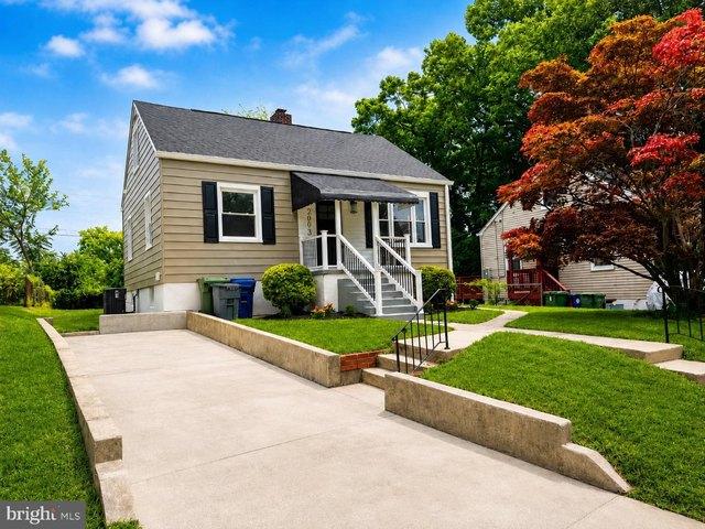 2903 Forest Glen Rd, Baltimore, MD 21216