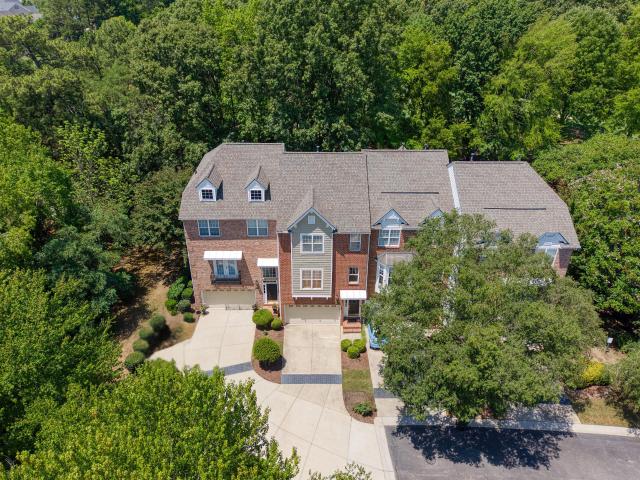 2903 Imperial Oaks Drive