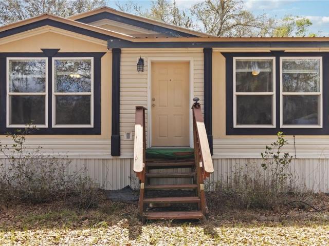 2903 Pritcher Manor Ct, Lithia, FL 33547 | MLS #TB8485 | Compass