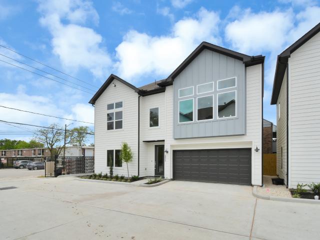 2903 Sherwood Green Lane