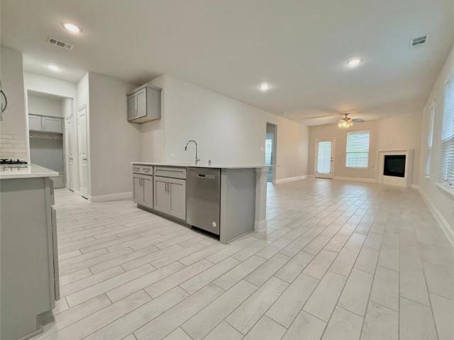 2903 Woodland Court