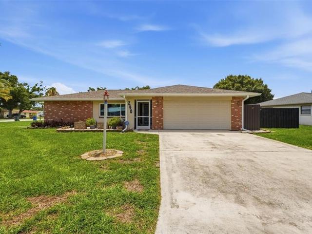 290 Capri Ave, Venice, FL 34293