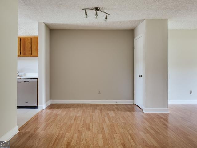 290 Appleby Drive 153