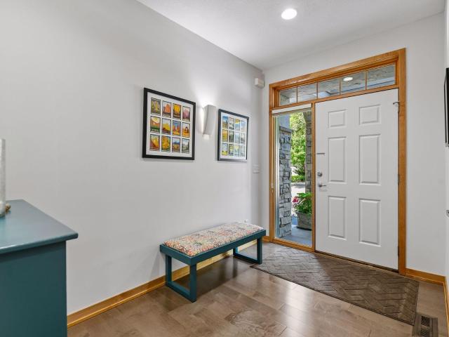 290 Grace Pointe Court