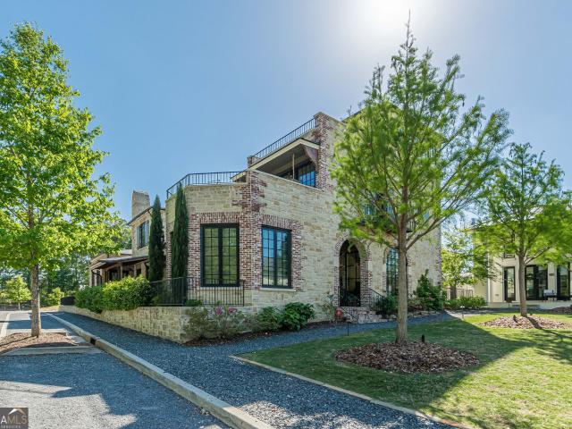 290 Guild Lane