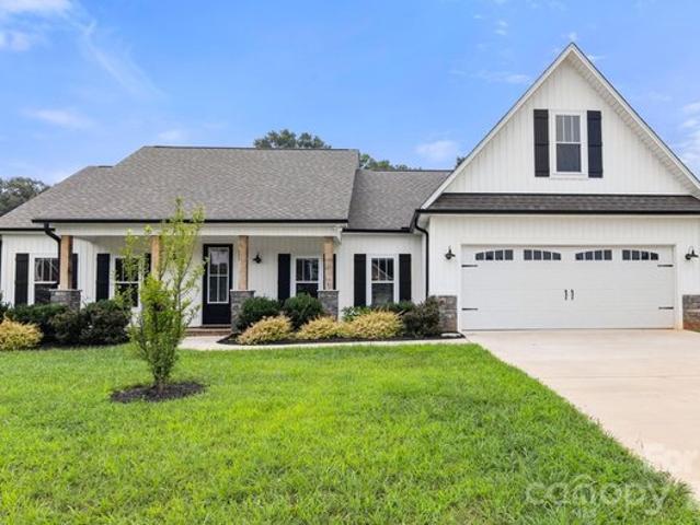 290 Dorothy Dr, China Grove, NC 28023