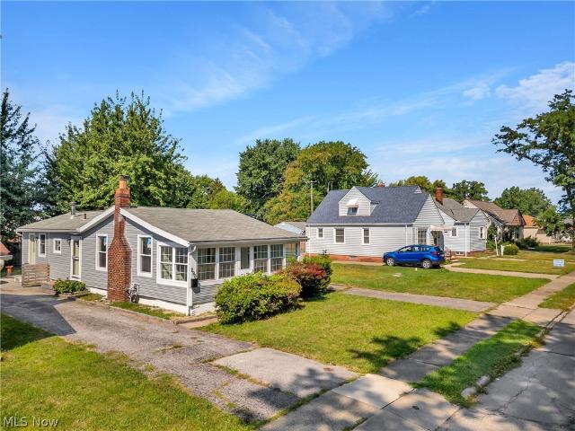 290 E 317th Street