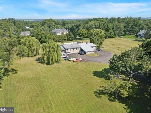 290 Hatboro Rd, Ivyland, PA 18974