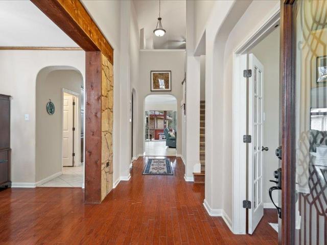 290 Harris Dr