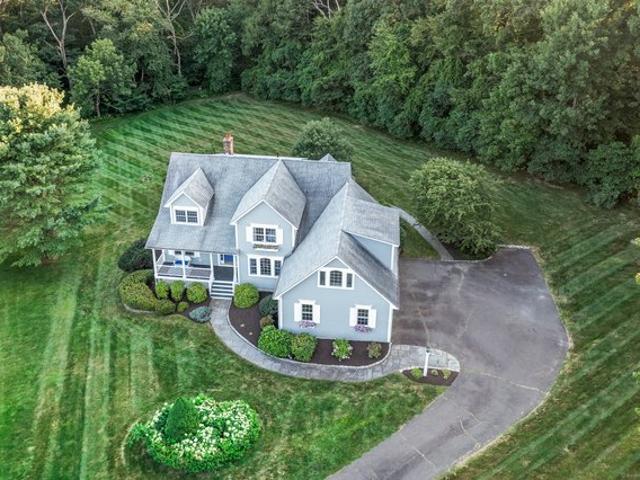 290 Imperial Dr, Glastonbury, CT 06033