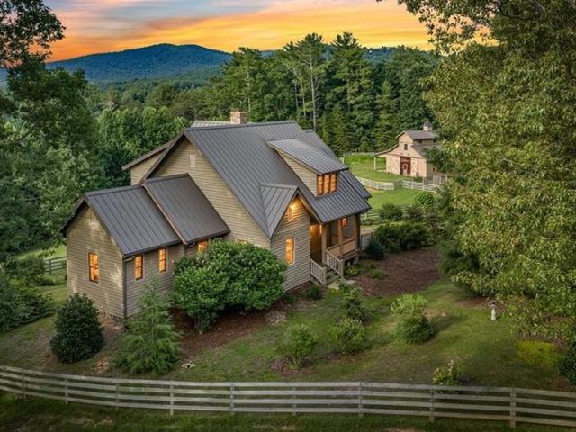 290 Old Anderson Creek Rd, Ellijay, GA 30536