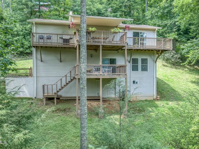 290 Lakeridge Road