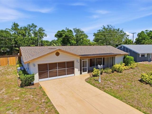 290 Mount Vernon Dr, Venice, FL 34293