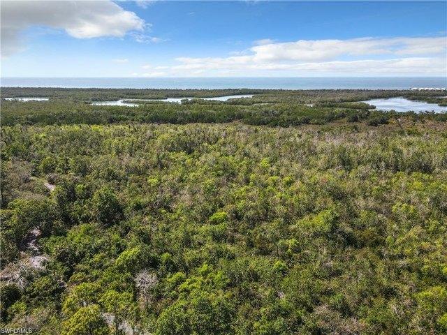 290 Naples Cove Dr Apt 2402, Naples, FL 34110