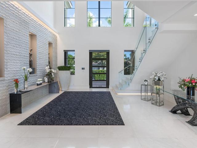 290 S Maya Palm Dr, Boca Raton, FL 33432 | MLS #R11061