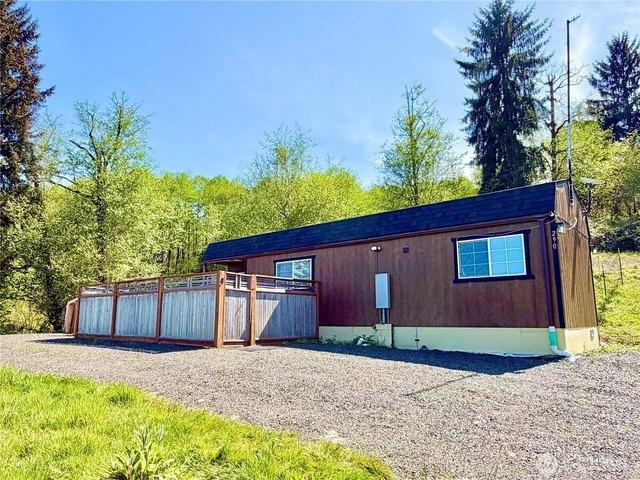 290 State Route 6, Raymond, WA 98577