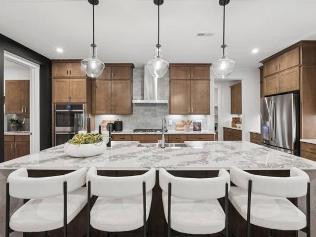 290 Streamside Ter, Fuquay Varina, NC 27526