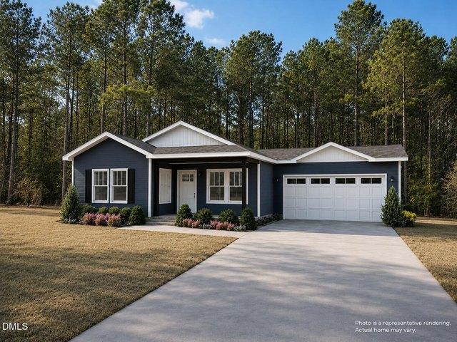 290 Raynor Sands Dr, Dunn, NC 28334