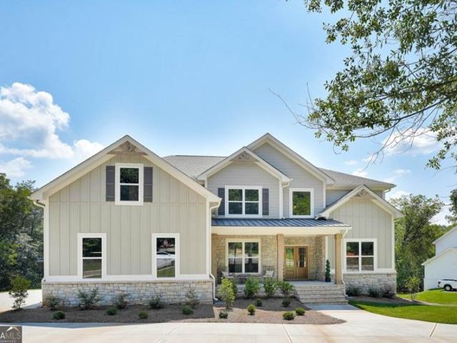290 Races Rd, Hoschton, GA 30548