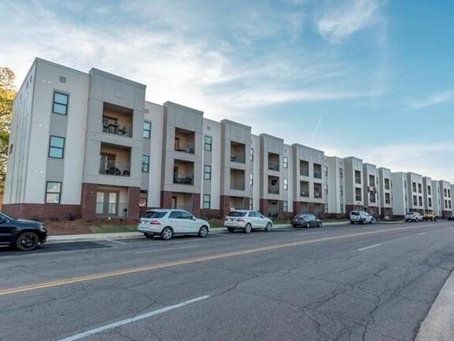 290 Russell St Apt 131, Starkville, MS 39759