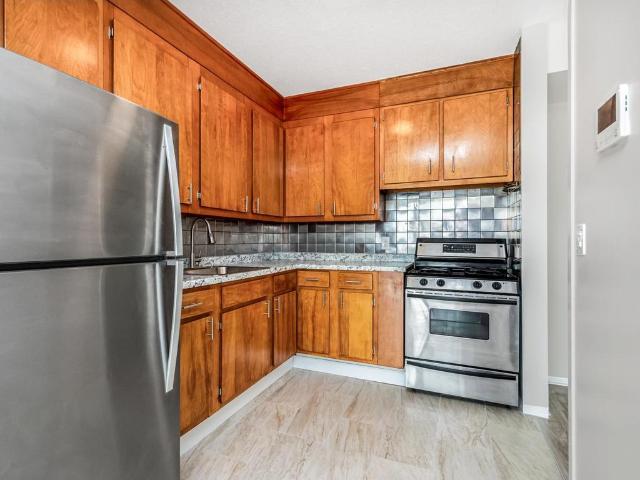 290 W 232ND Street 21C