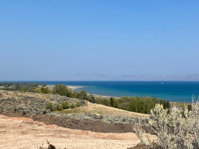 290 W Sunburst Dr W Unit 49, Garden City, UT 84028