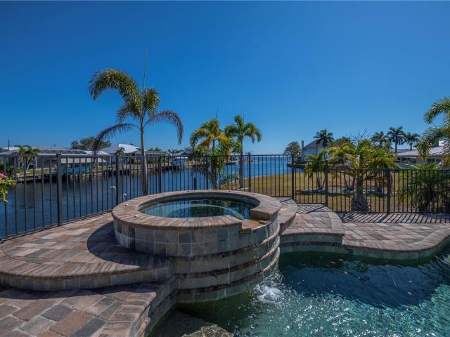 290 Tait Ter SE, Port Charlotte, FL