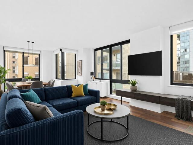 290 Third Avenue, New York, NY