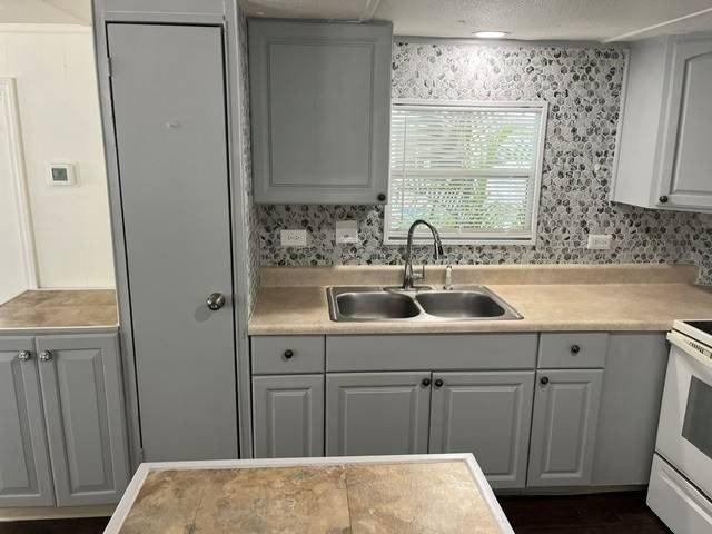 29141 US Highway 19 N Lot 149, Clearwater, FL 33761