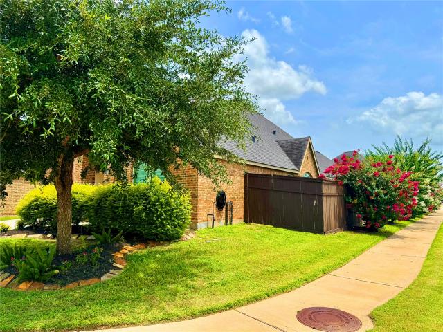 29147 Crystal Rose Lane