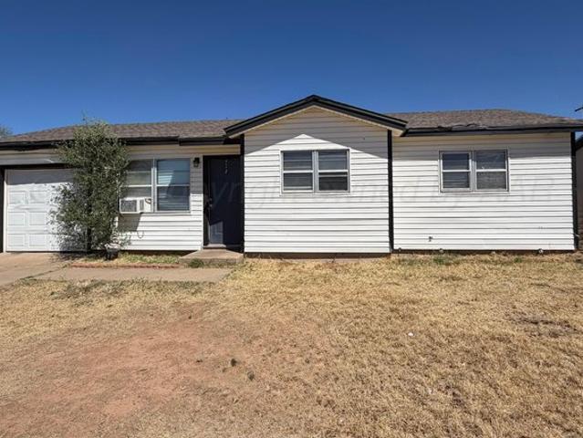 2914 N Grand St, Amarillo, TX 79107