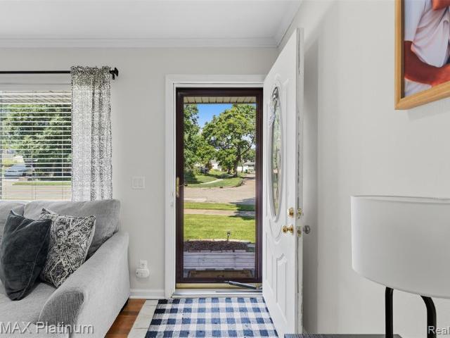 2914 Amherst Drive