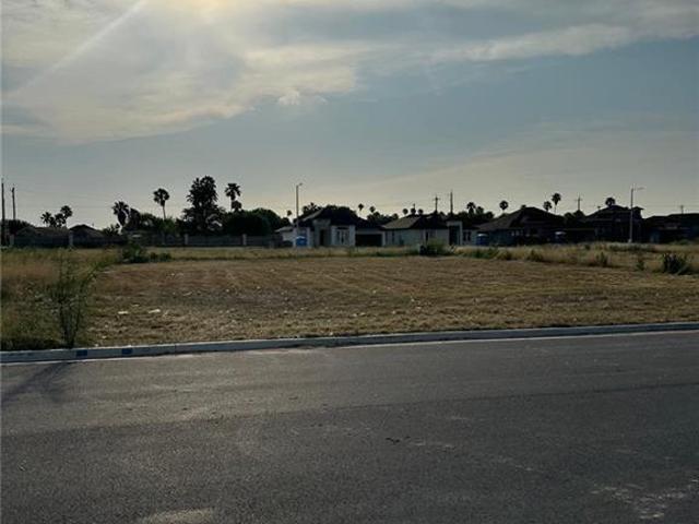 2914 Arboledas Drive
